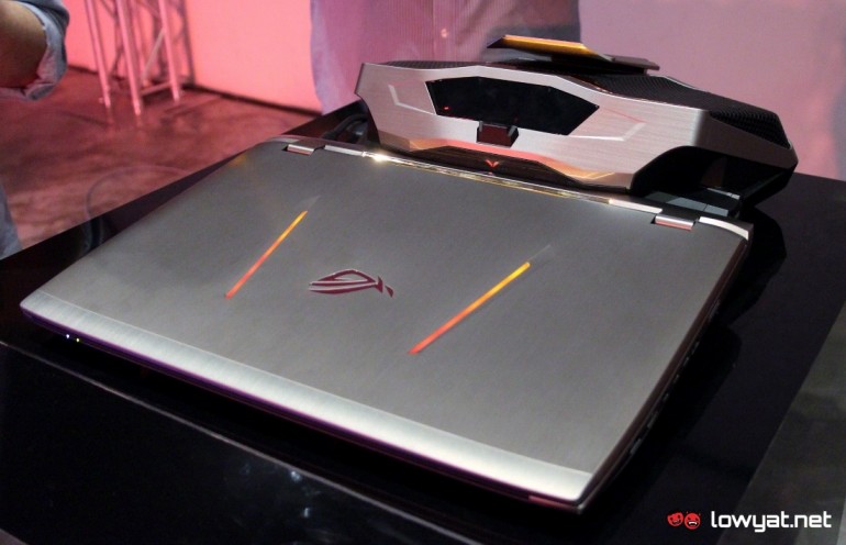 ASUS Officially Launches The Liquid-Cooled ROG GX700 Gaming Laptop In ...