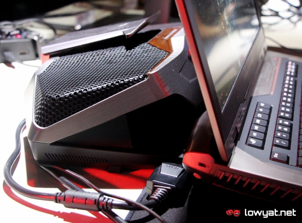 Computex 2016: ASUS ROG GX800 Liquid Cooled Gaming Laptop Offers Two ...