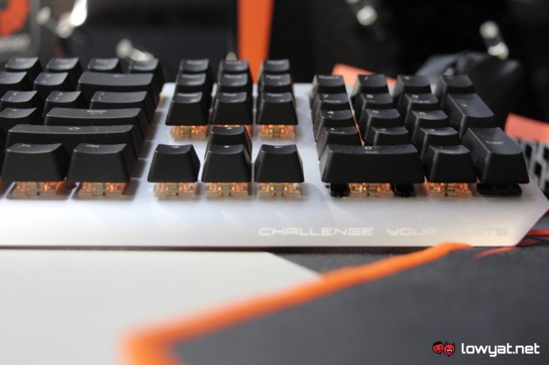 Gigabyte Announces Xtreme Gaming XK700 Mechanical Keyboard - Lowyat.NET
