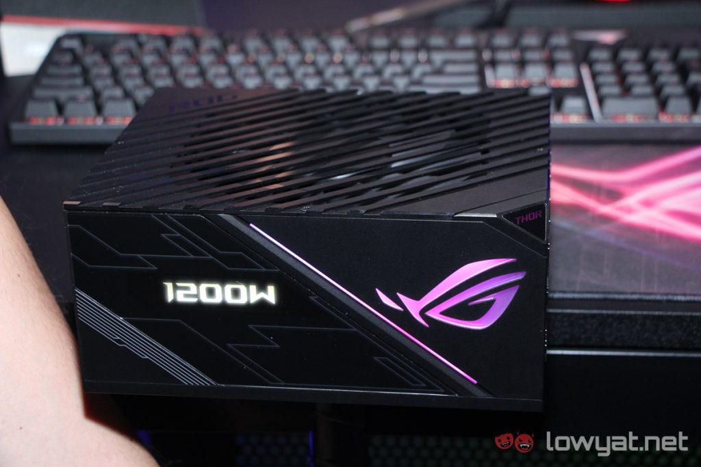 Computex 2018: The ASUS ROG Thor 1200W Platinum PSU Has A Built-in OLED ...