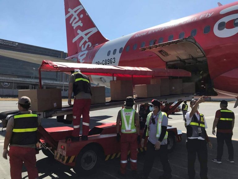 AirAsia Now Allows Two In-Cabin Baggage Totaling Up To 7kg - Lowyat.NET