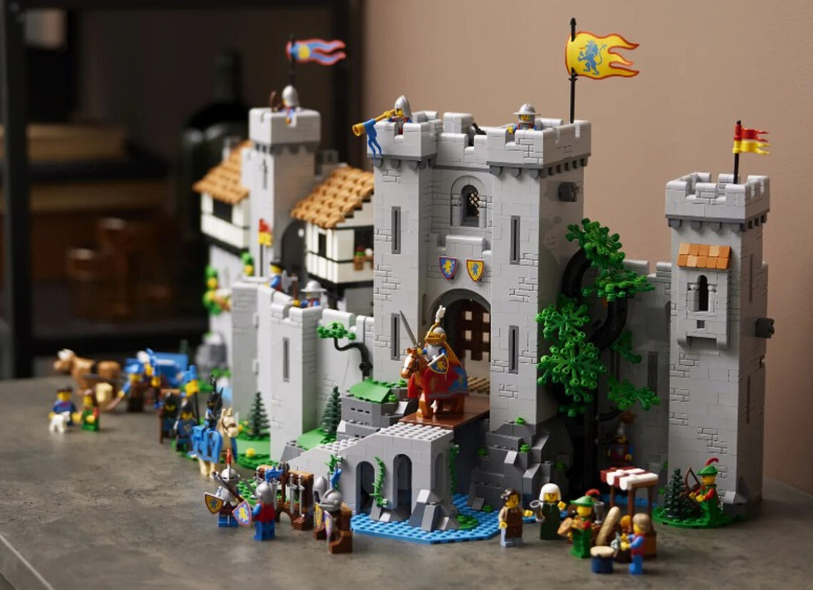 Classic LEGO Galaxy Explorer Set Gets A "Remastered" Re-Release ...