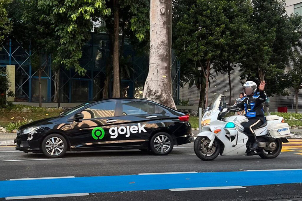 Gojek Might Be Coming To Malaysia As Logo-Bearing Vehicle Spotted In KL ...