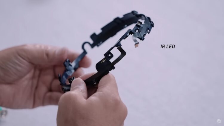 Sony Releases Official Teardown Video Of PS VR2, Sense Controllers - Lowyat.NET