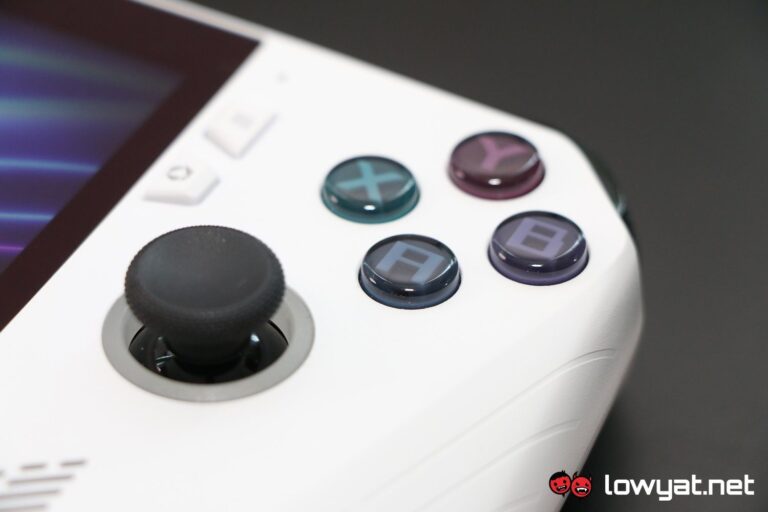 ASUS ROG Ally Hands On: More Powerful And Chunkier Than It Lets On ...