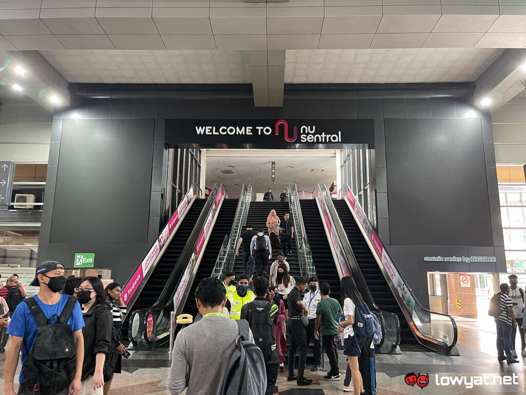 NU Sentral Closed Down Due To Blackout Caused By Mid Valley Fire ...