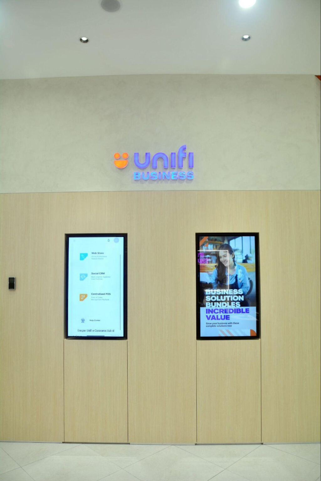 Experience The Future Of Unifi With Their Newest Store In IOI City Mall ...