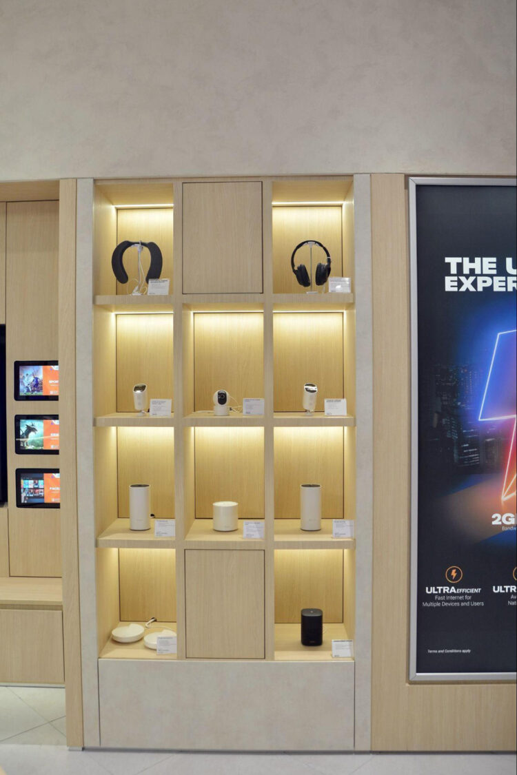 Experience The Future Of Unifi With Their Newest Store In IOI City Mall ...