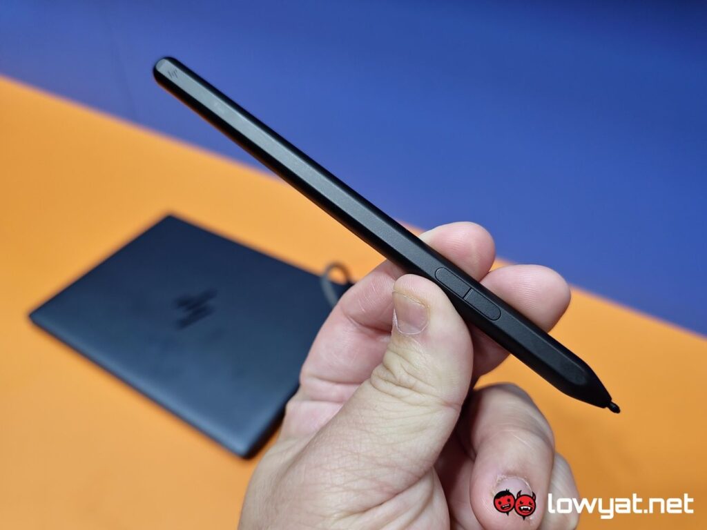 HP Spectre Fold Hands On: One Gorgeous Looking And Expensive Foldable ...