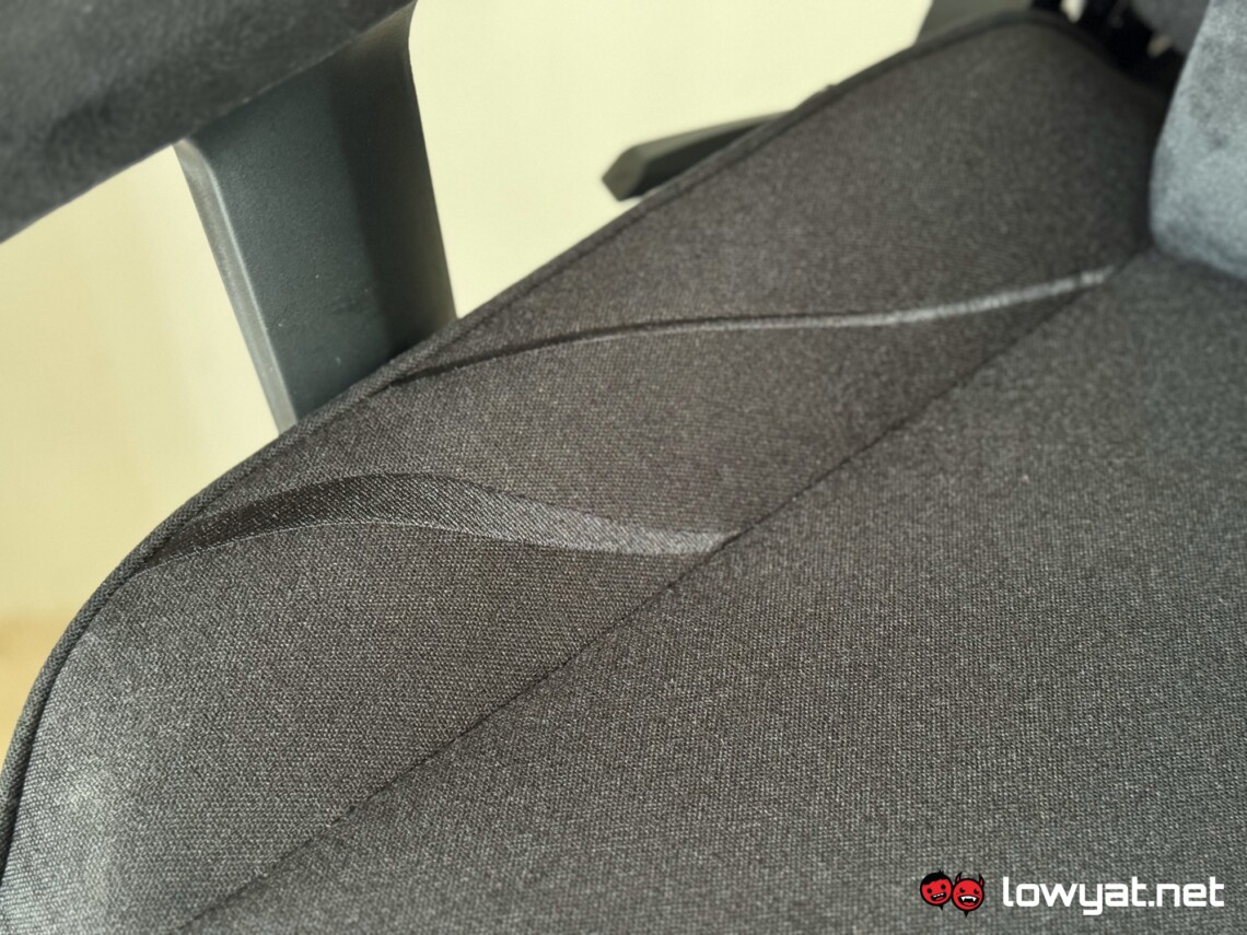 TTRacing Swift X Pro Lightning Review: Striking The Balance Of Comfort ...