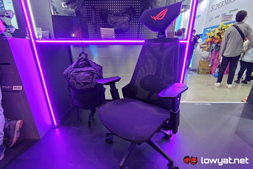 ASUS ROG Destrier Core Gaming Chair Moves Away From Racing Seats To ...