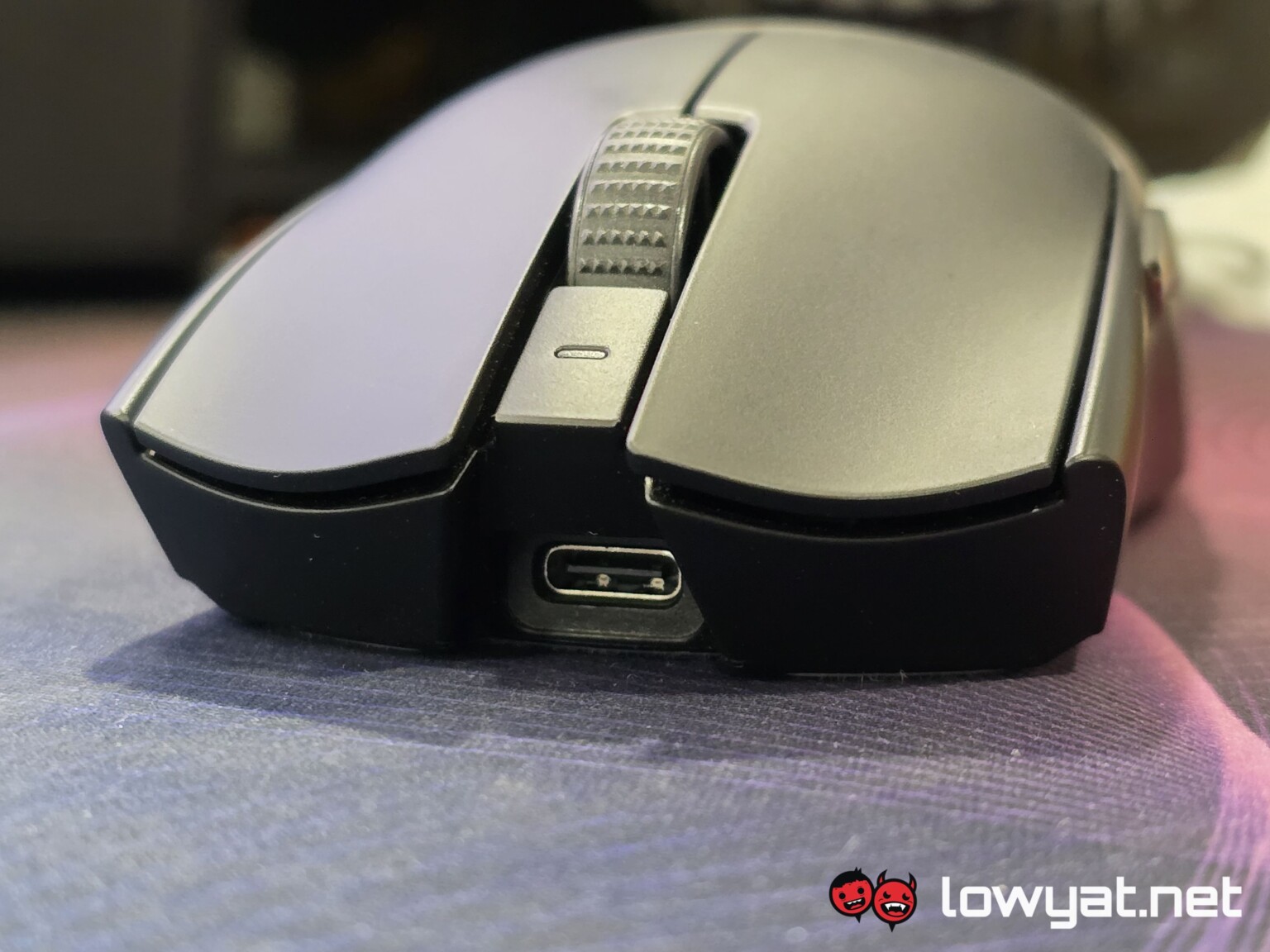 Razer Viper V3 Pro Lightning Review: Lightweight Wireless Gaming ...