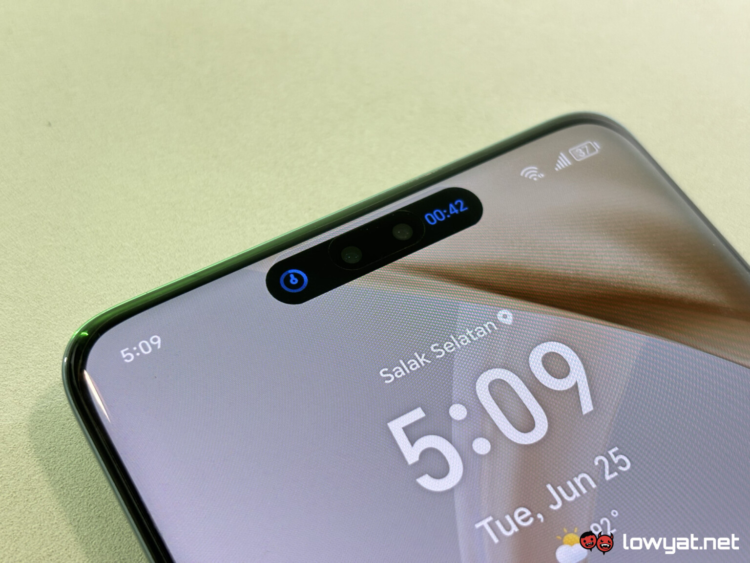 HONOR 200 Pro Review: Nearly A Flagship - Lowyat.NET