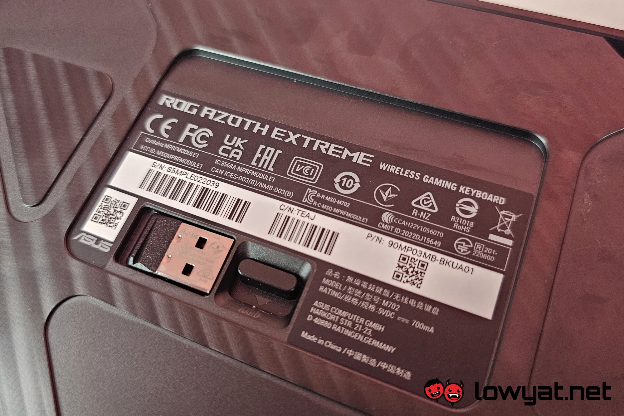 ASUS ROG Azoth Extreme Lightning Review: Extreme Features, Extreme ...