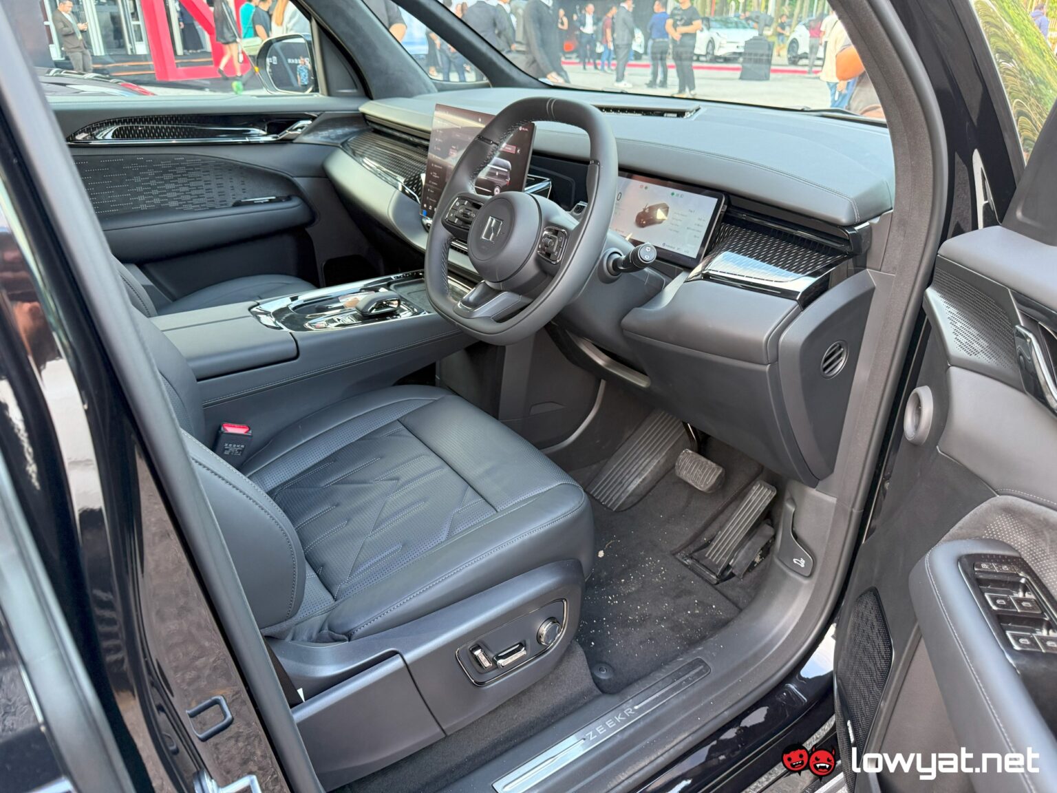 Zeekr Now Official In Malaysia; Introduces Zeekr 009 MPV And Zeekr X ...