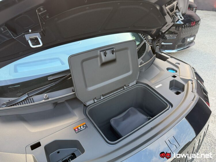 Zeekr Now Official In Malaysia; Introduces Zeekr 009 MPV And Zeekr X ...