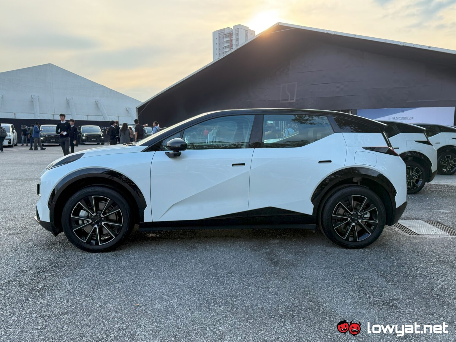 Zeekr Now Official In Malaysia; Introduces Zeekr 009 MPV And Zeekr X ...