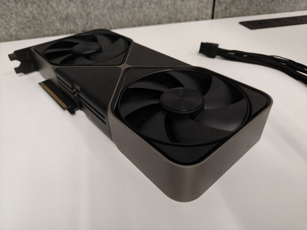 NVIDIA GeForce RTX 5080 FE Flaunted By Chinese Reviewer; Confirms 29 January Embargo - Lowyat.NET