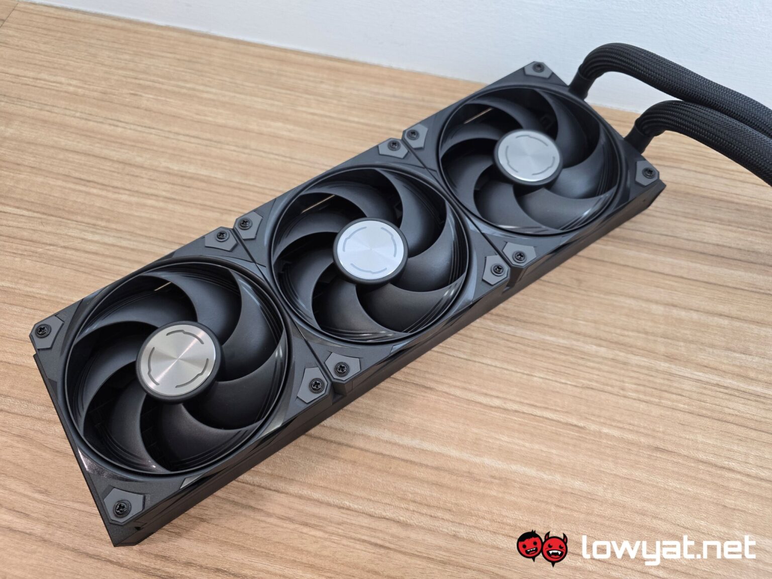 MSI Suprim Liquid RTX 5090 Review: Expensive Water-Cooled Monster ...