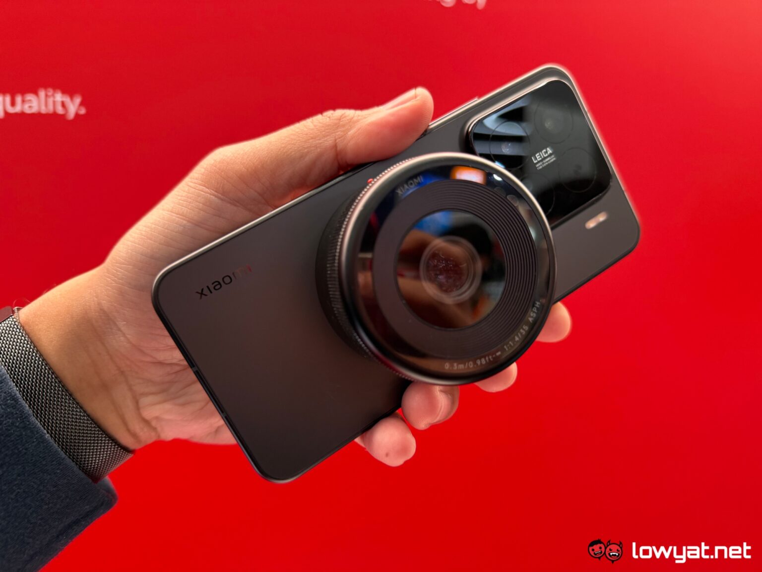 A Hands On With Xiaomi's Modular Optical System Concept Smartphone ...