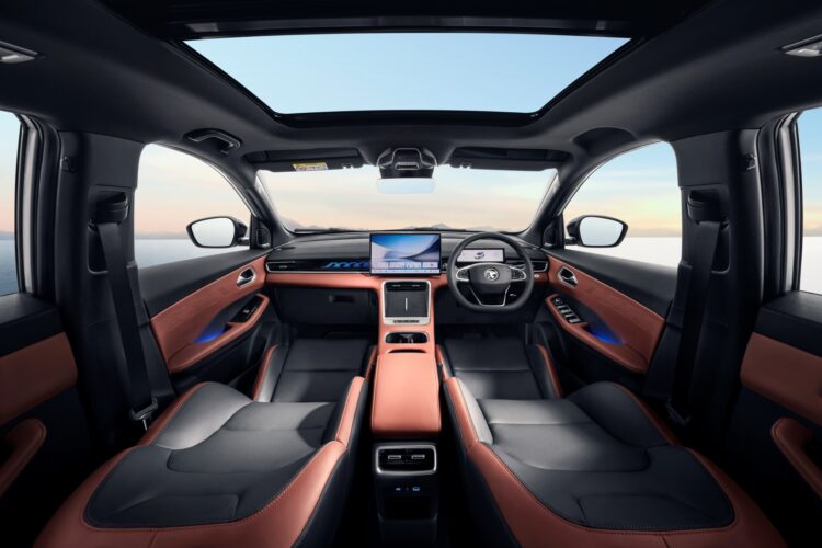 Proton Previews All New X50 Featuring BM Voice Recognition - Lowyat.NET