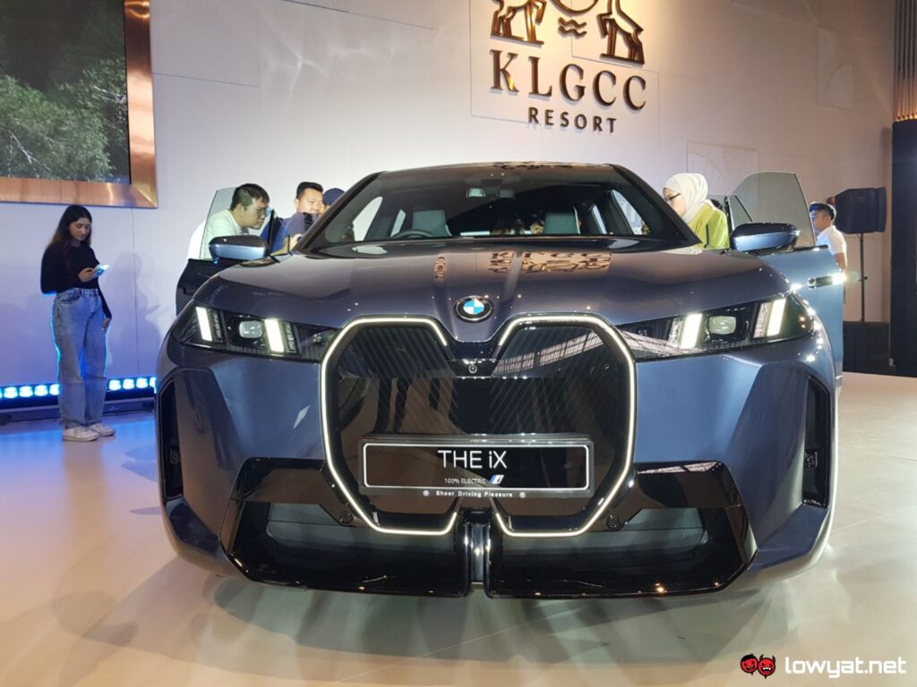 BMW iX xDrive60 M Sport Pro, xDrive45 Sport Launches In Malaysia - Lowyat.NET