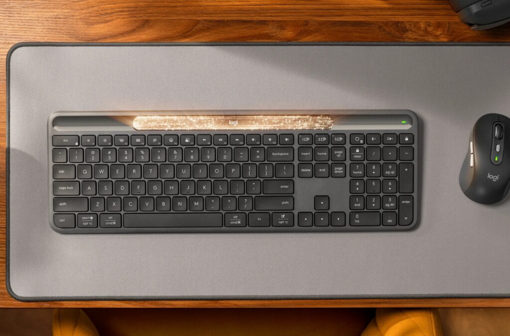 Logitech Unveils New Solar-Powered Signature Slim Solar+ K980 Keyboard ...
